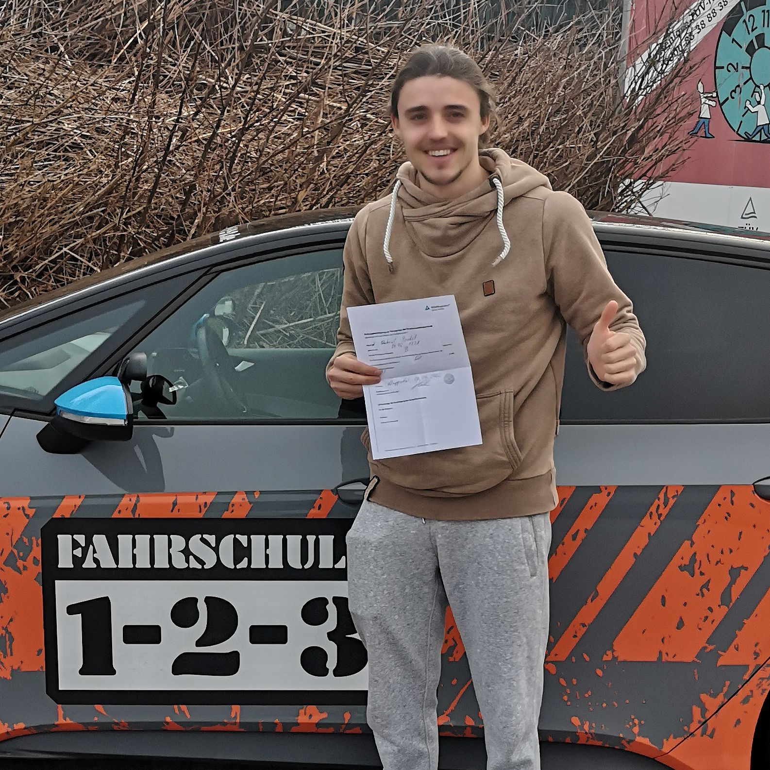 Sie haben bei uns den Führerschein bestanden! Gratulation!